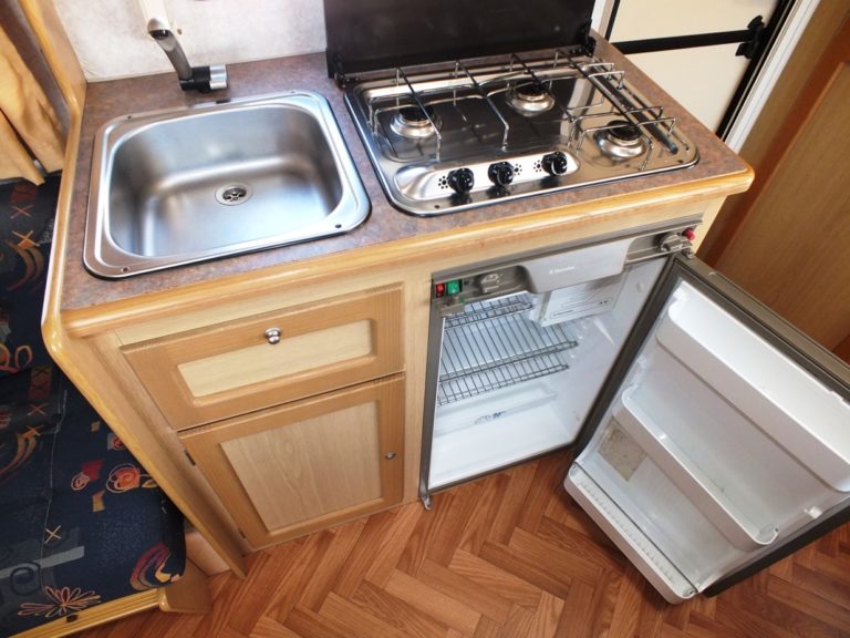 SPRITE Super 390 TD bj.99, NIEUWSTAAT, met VOORTENT, UITBOUW