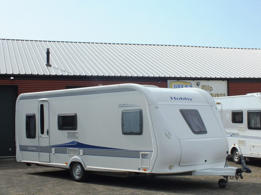 Hobby Excellent 560 KMFE, bj.2010, 6 persoons, voortent, luifel