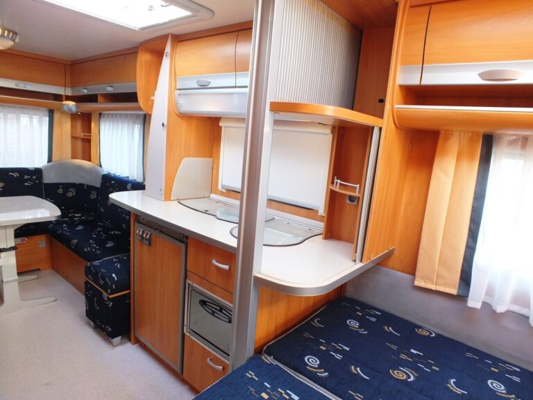 WILK S4 490 HTD bj.2007, TOP STAAT, TRUMA MOVER, VOORTENT