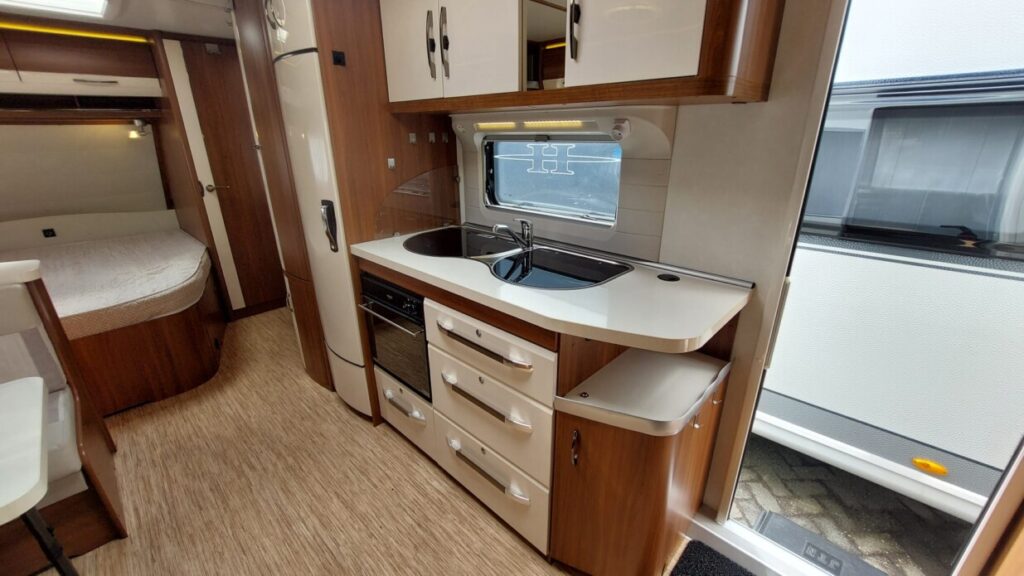 Hobby Vip 645 bj.2015, FRANSBED, MOVER, VOORTENT!!!